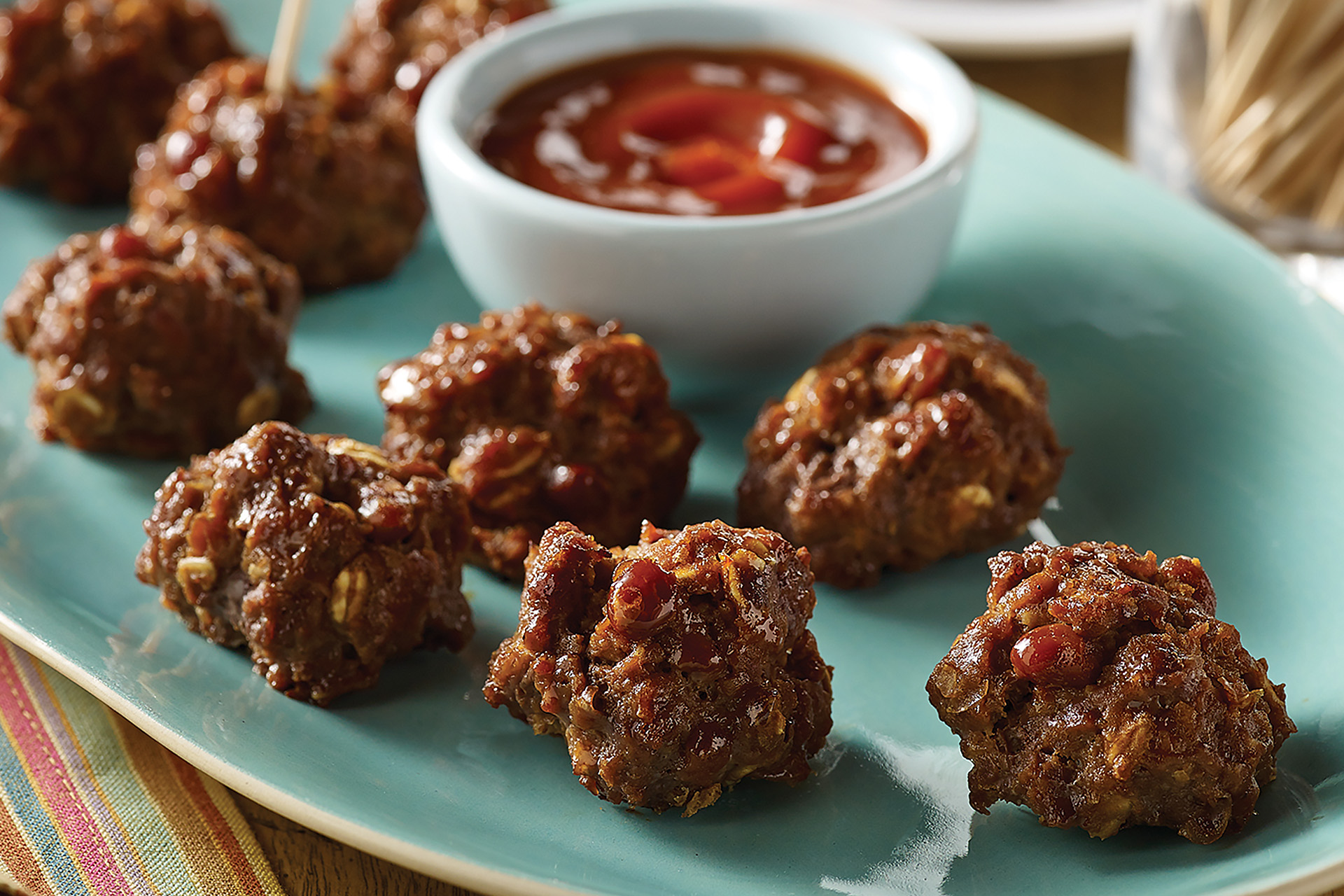 Honey Chipotle Meatballs | BUSH’S® Beans