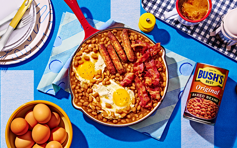 Single Skillet Smoky Bean Breakfast | BUSH’S® Beans